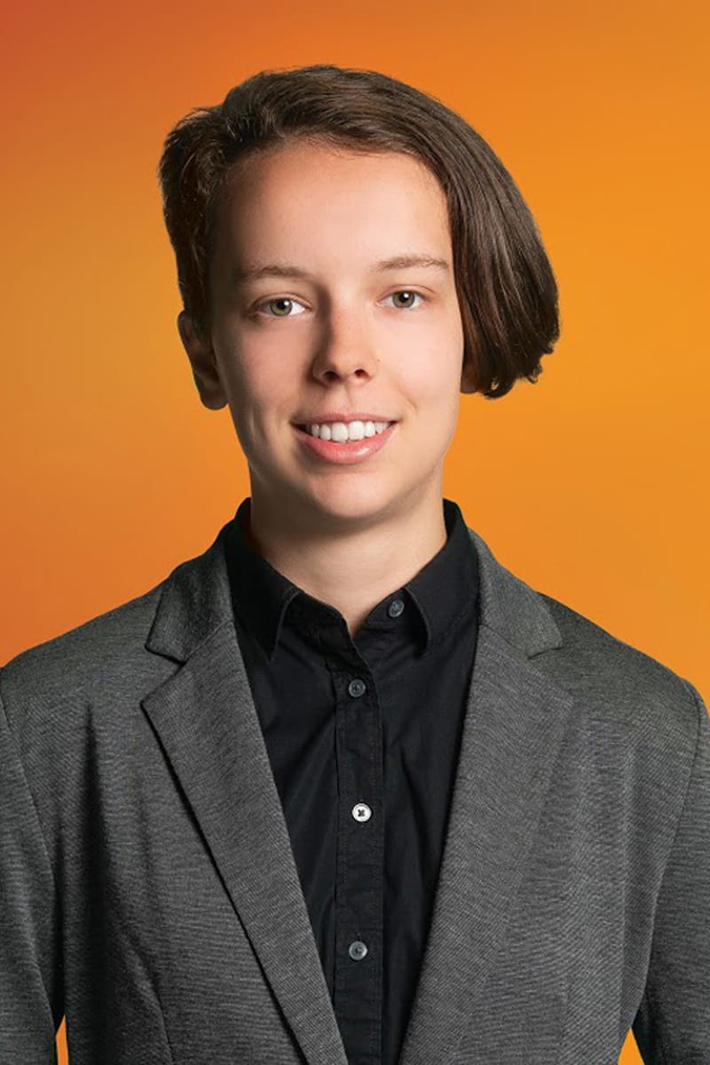 Julia Wilkie stands for Quebec Solidaire - The Equity