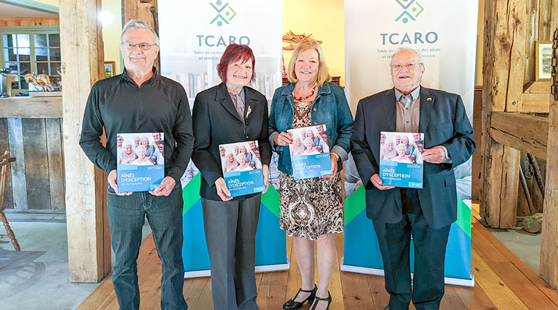 Outstanding seniors of the Pontiac - The Equity