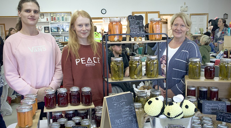 ‘A little bit of everything’ at Otter Lake craft show - The Equity