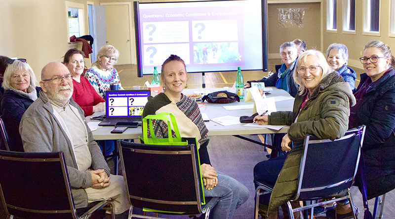 Upper Pontiac frustrated over language barriers, focus group finds ...